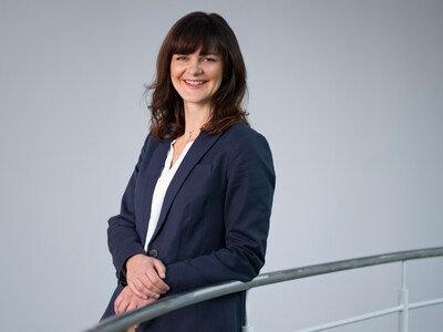 GRYPHAX® is the innovative successor technology of the ProgRes® camera ...